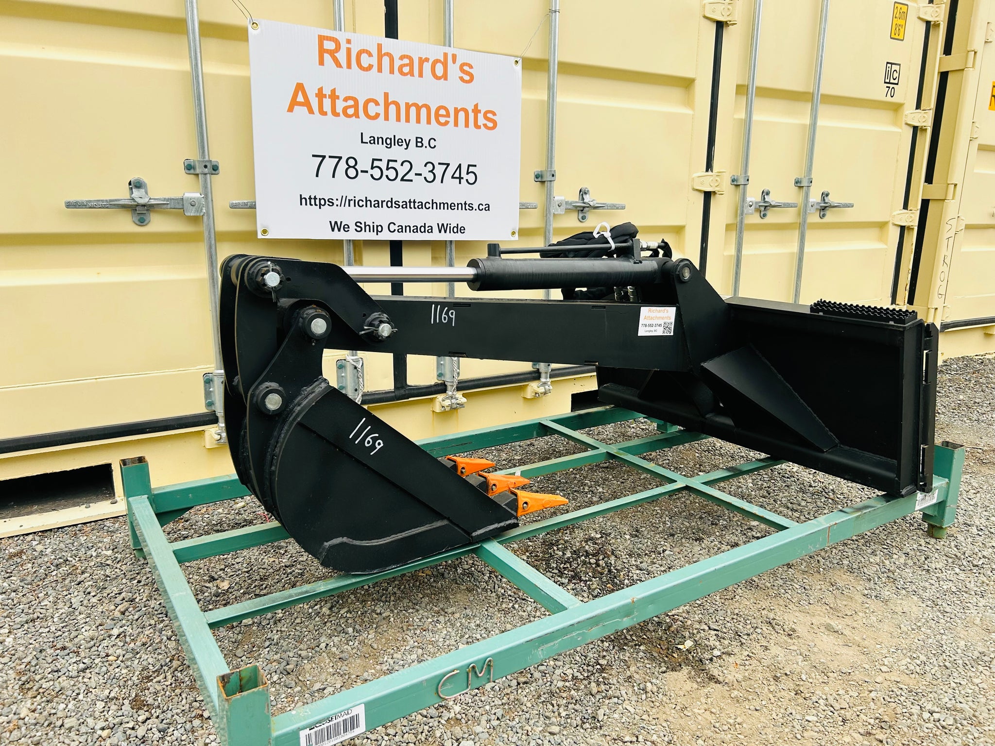New Backhoe Arm Digging Hydraulic Skid Steer Attachment – Richard’s ...