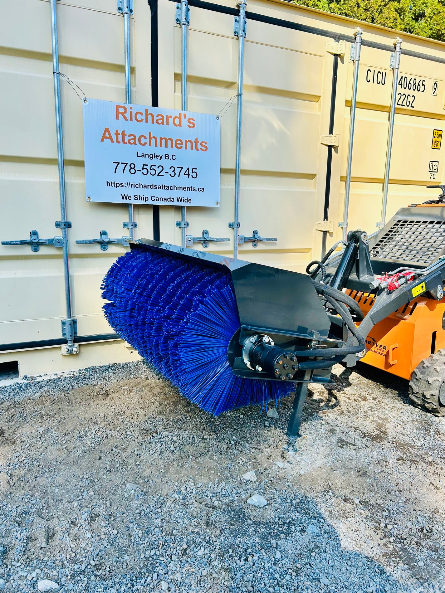 New Mini Skid Steer Hydraulic Angle Broom – Richard’s Attachments